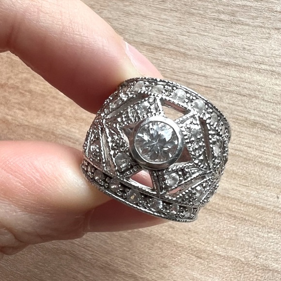 925 Sterling Silver | Jewelry | Vintage Style Sterling Silver Ring Art ...